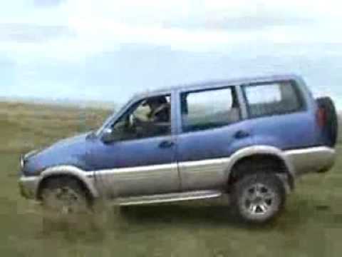 Nissan Terrano II 2.4 jump (slow motion) - YouTube