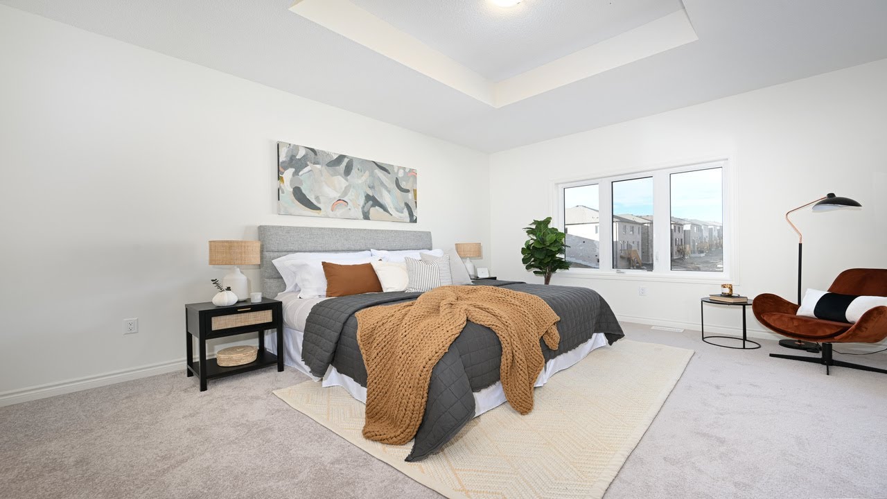 1246 Rexton Street, Oshawa - YouTube