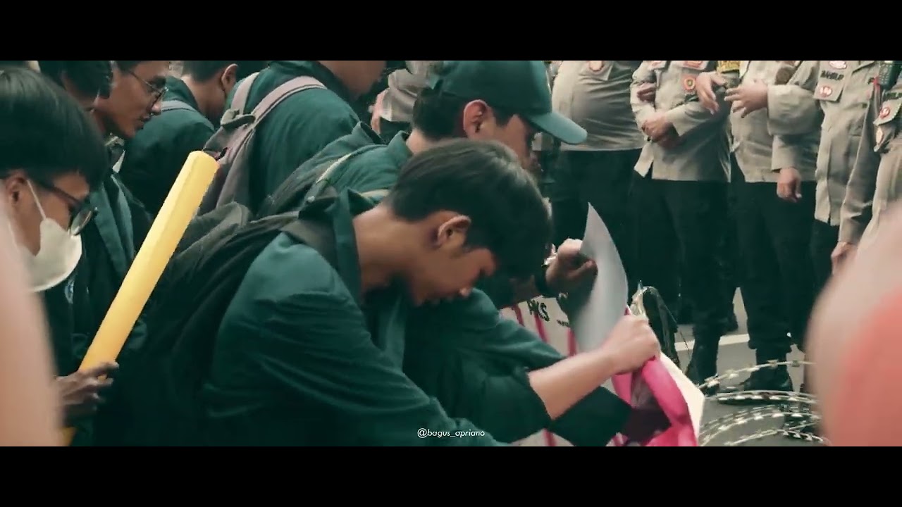 Gemuruh Suara - YouTube