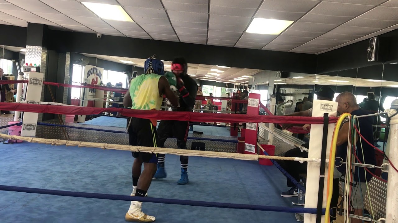 Ivan Merel sparring Rock Dodler Myrthil Round#4 6/15/2016 - YouTube