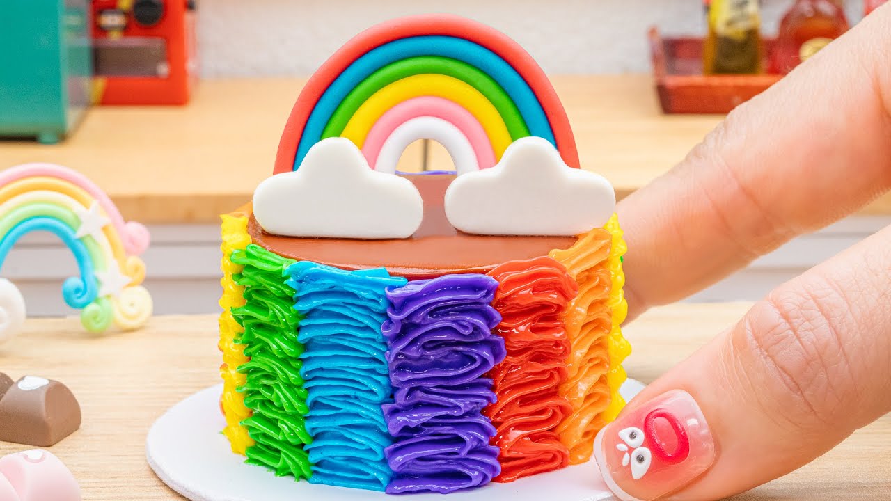 Buttercream Rainbow Cake 🍨 Yummy Miniature Rainbow Cake Decorating ...