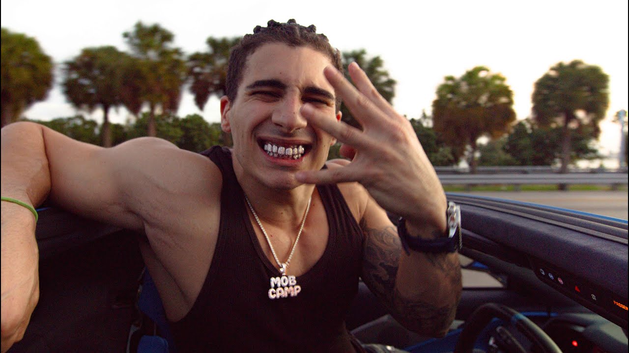 Bond - 6uy: Song Lyrics, Music Videos & Concerts