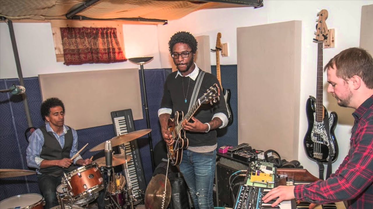 Agent 3: Featuring members of Soulive, KDTU, & Rubblebucket - YouTube
