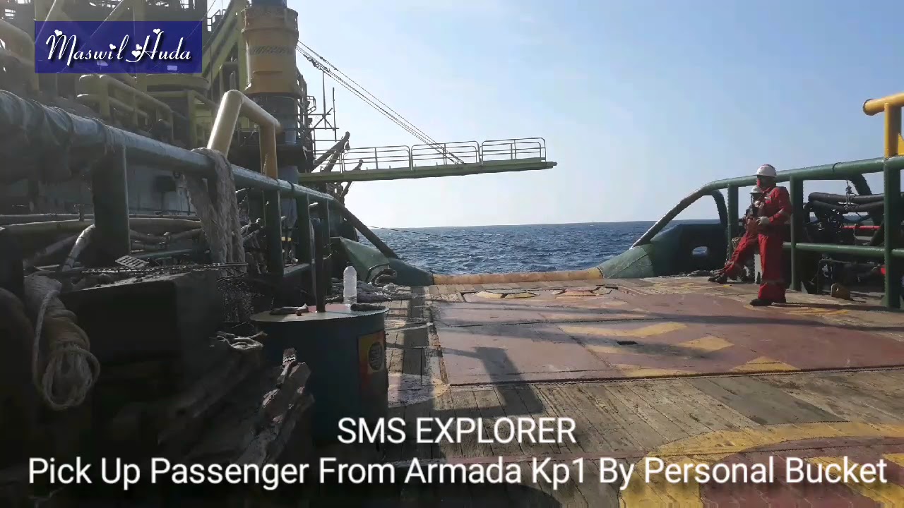 SMS EXPLORER Pick Up Passengers From Armada KP1 By Personal Bucket ...