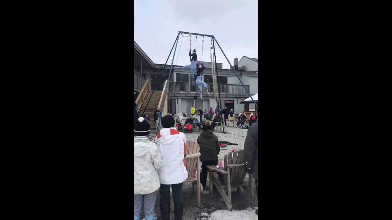 The Silver Starlets Aerial Show - Outdoor Winter Show - YouTube