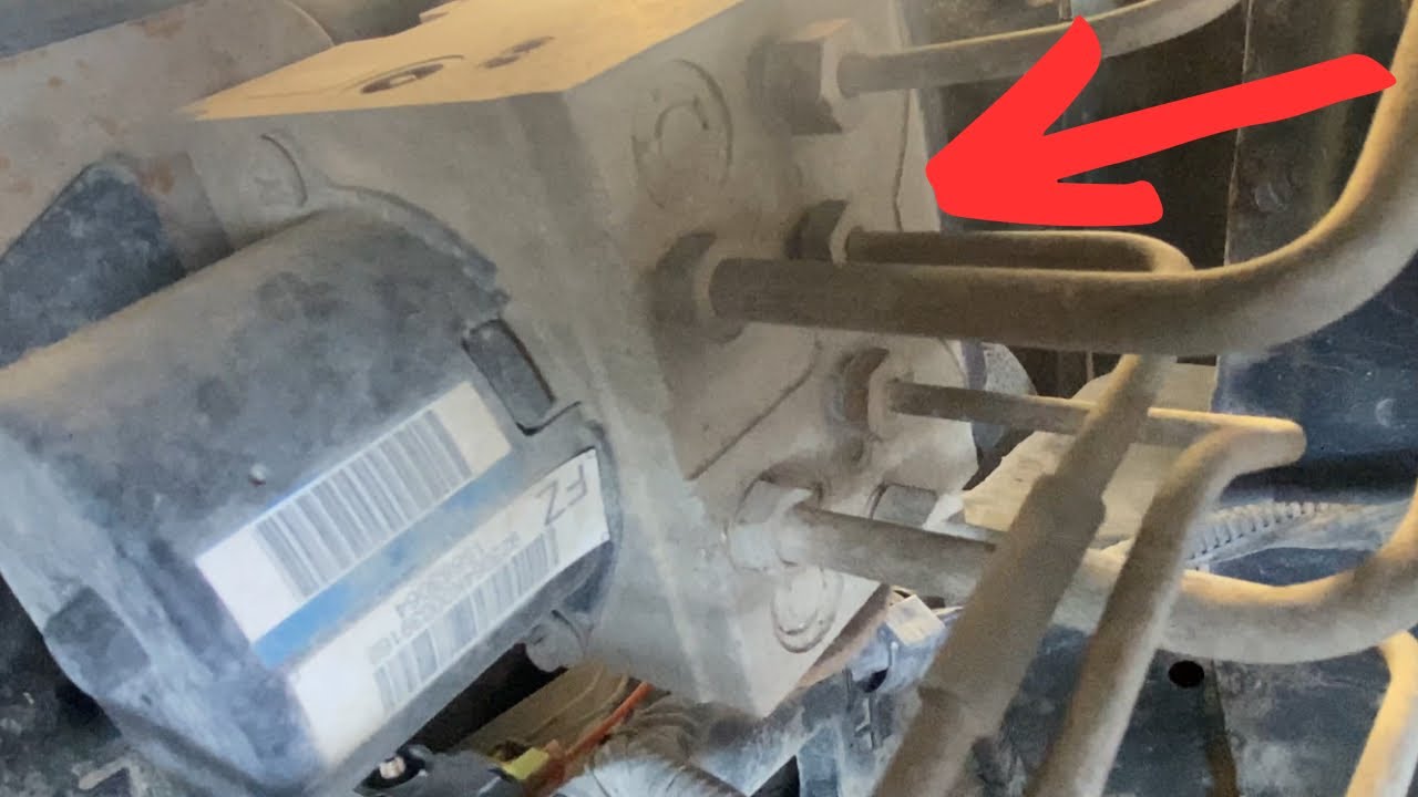 ABS Control Module Buick Lucerne 3.8L 2006-2011 Location and ...