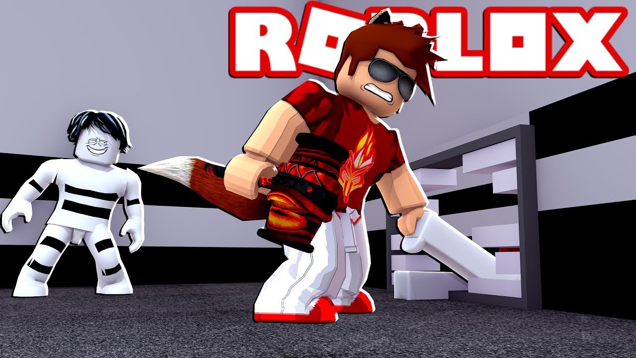 TROLEANDO CON SKIN INVISIBLE en FLEE THE FACILITY en ROBLOX 😱 - YouTube