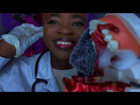 ASMR Türkçe. Uzaktan diş hekimliği diploması eğitimimi tamamladıktan sonra dişlerini temizlıyorum