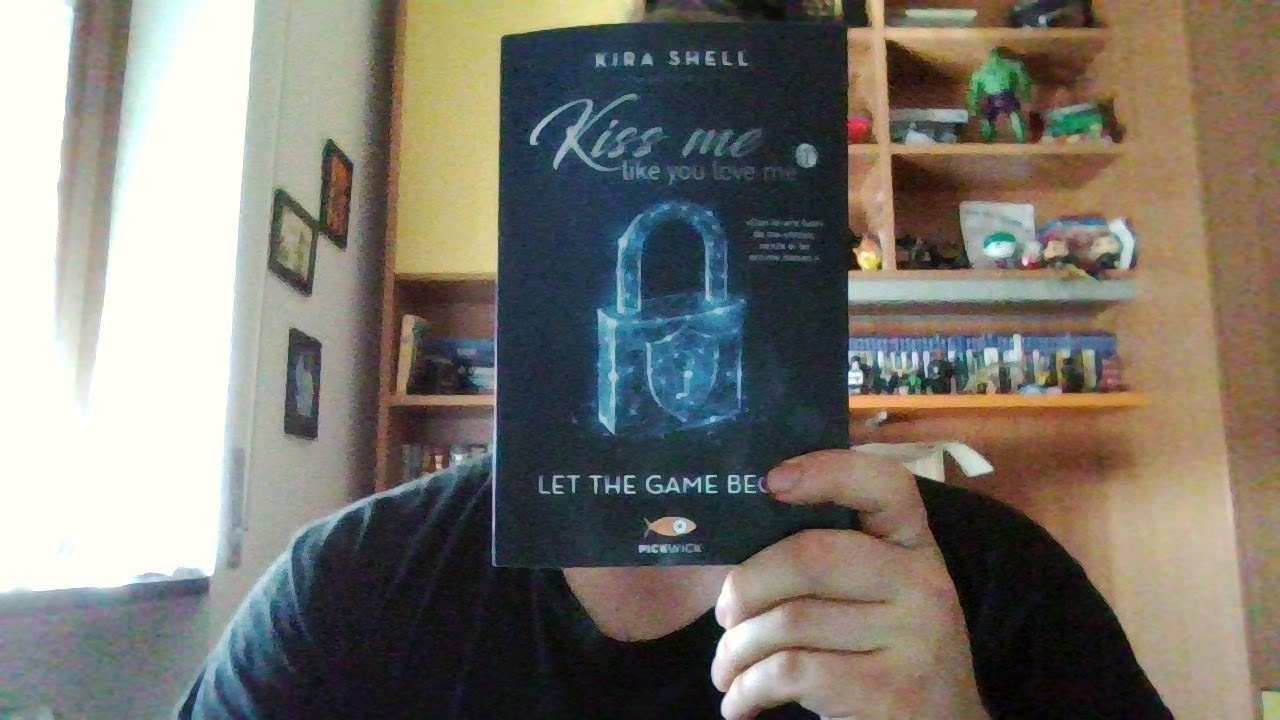 Recensione Libro : Kiss Me Like You Love Me, di Kira Shell (BOCCIATO ...