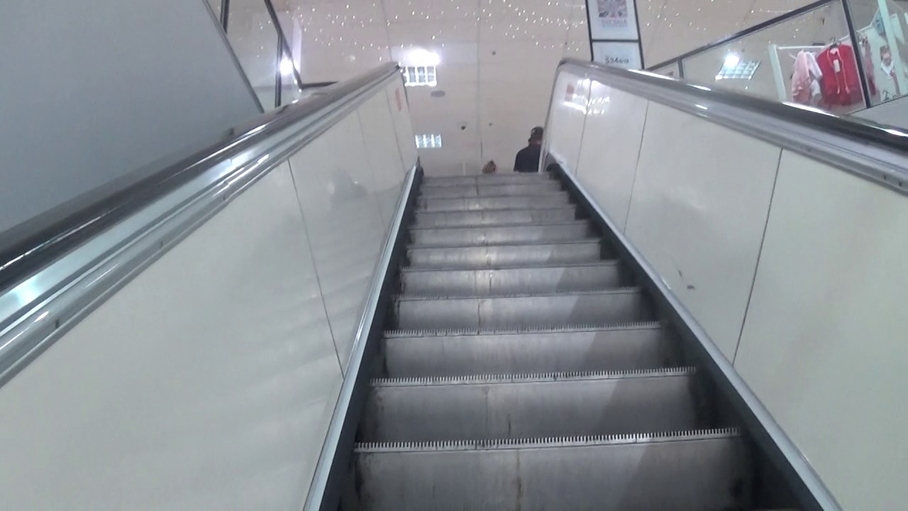 Westinghouse Escalator At Myer Westfield Geelong - YouTube