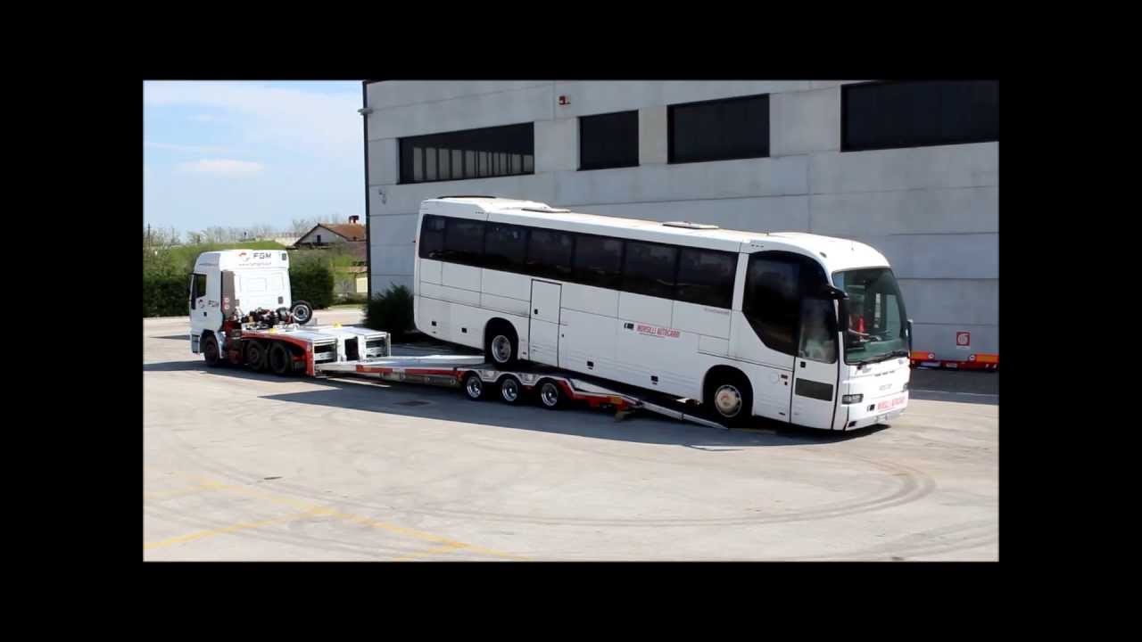 Semirimorchio ribassato FGM 32 allungabile: trasporto autobus caricato ...