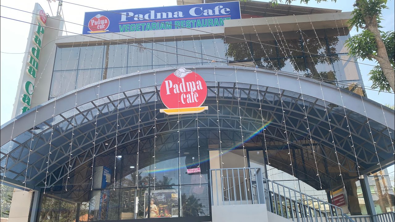 കിടിലൻ സദ്യ വേണോ?എങ്കിൽ പത്മ കഫേ വന്നോളൂ😋😍 Padma cafe vegetable ...