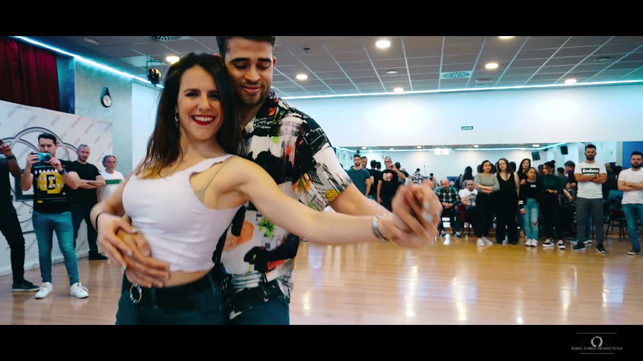 Jay Ramirez - Me Provocas - Irene y Tomás bailando Bachata Sensual #BACHATA - YouTube