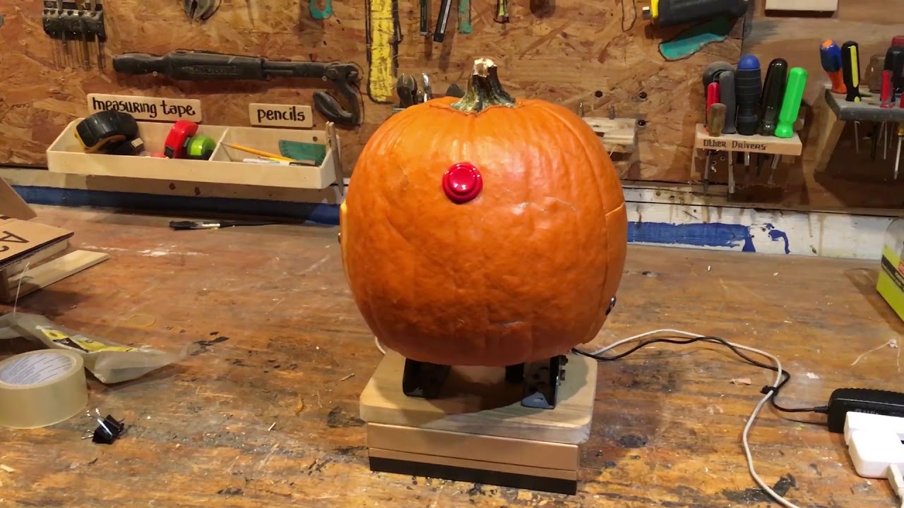 Creative Friends Build Pumpkin Robot for Halloween - YouTube