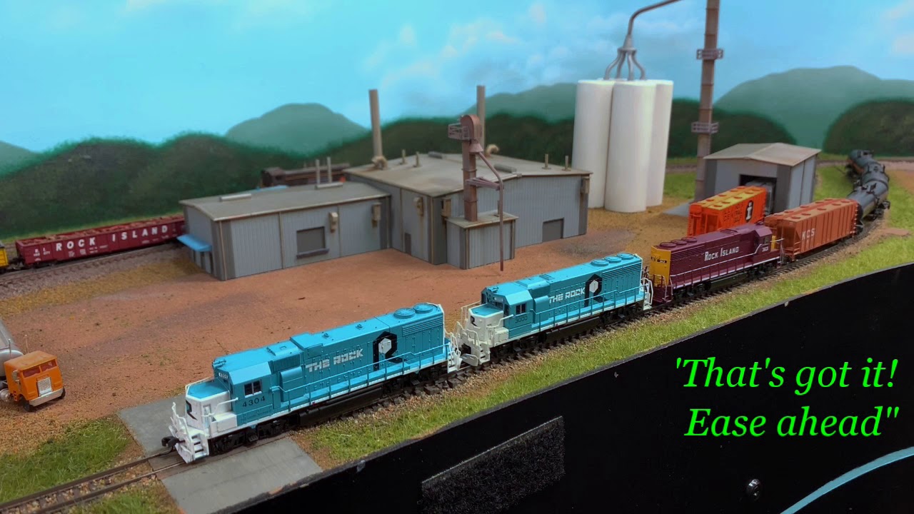 #774 northbound at Haskell, AR - YouTube