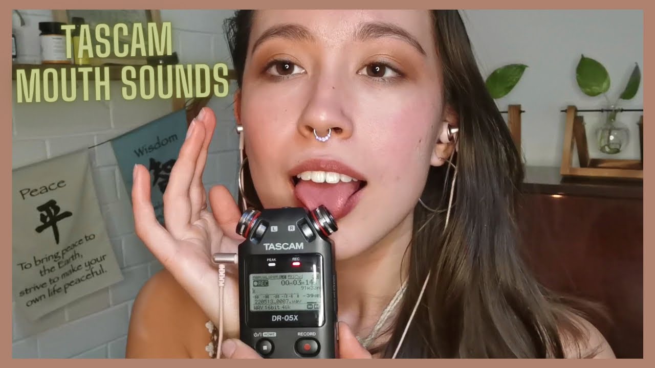 ASMR Heaven: 8 MINS of Ear lick, Clicky whispers, unintelligible, WET ...