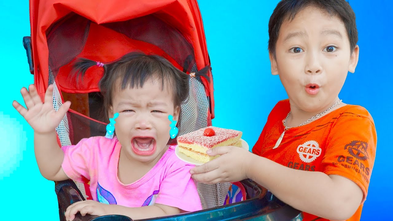 Bona 는 그녀의 남동생을 사랑하고 양보하는 법을 배운다 | Bona and her brother's story | 어린이 ...