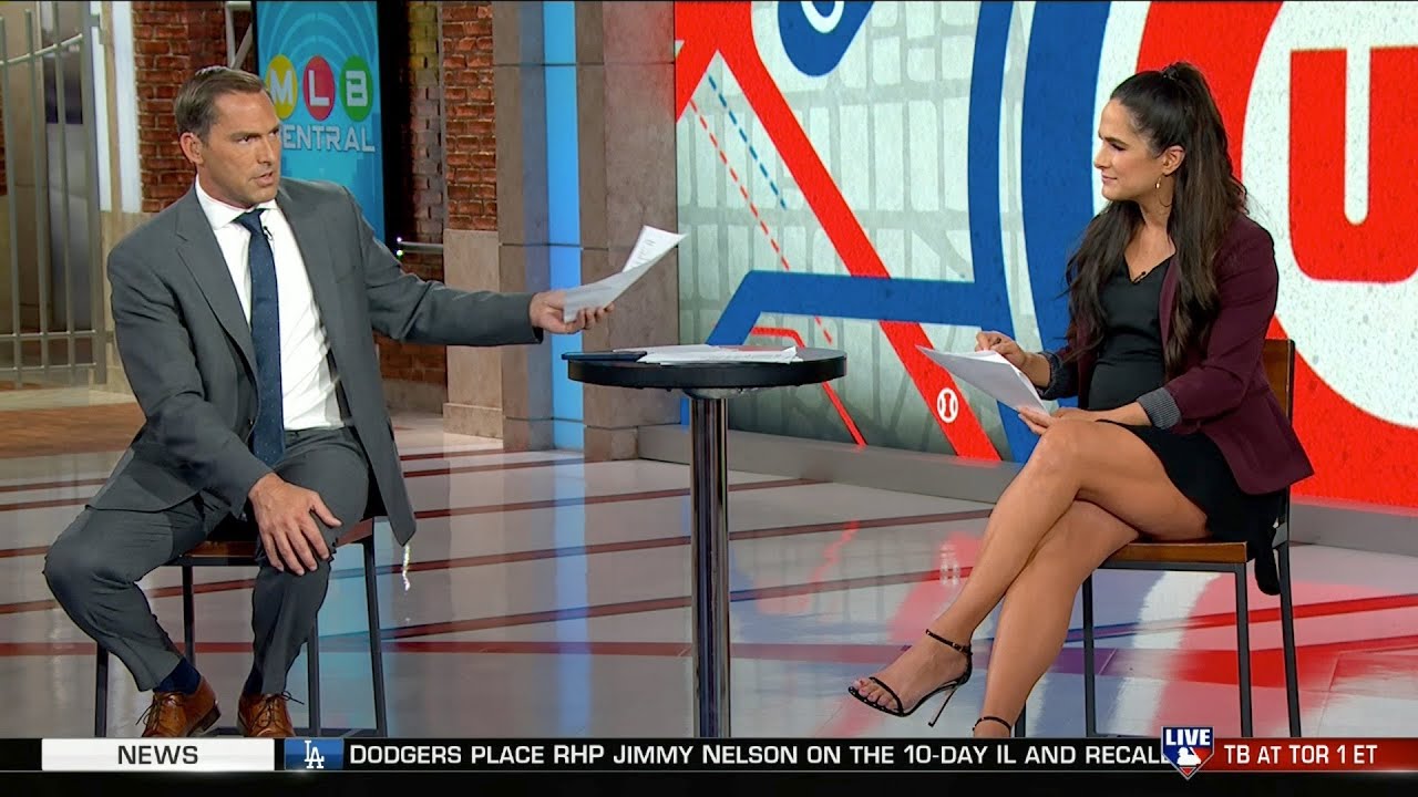 Lauren Shehadi Hottie Leg Cross - YouTube