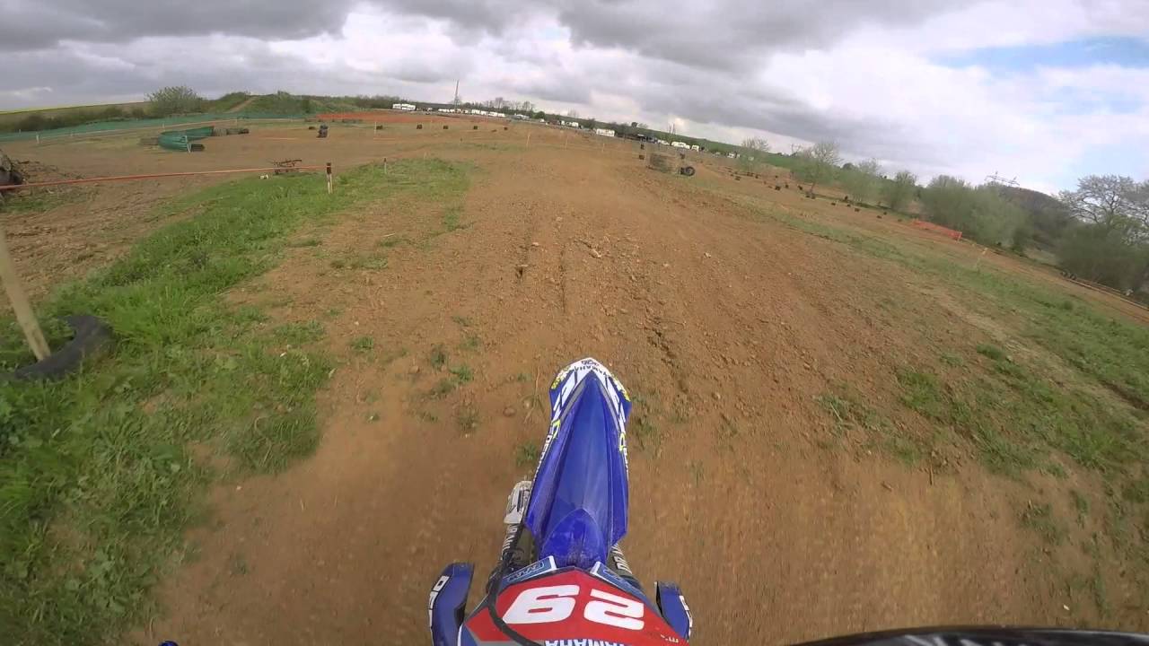 Nouveau terrain Motocross MX Fontaine Au Pire 23 04 2016 - YouTube