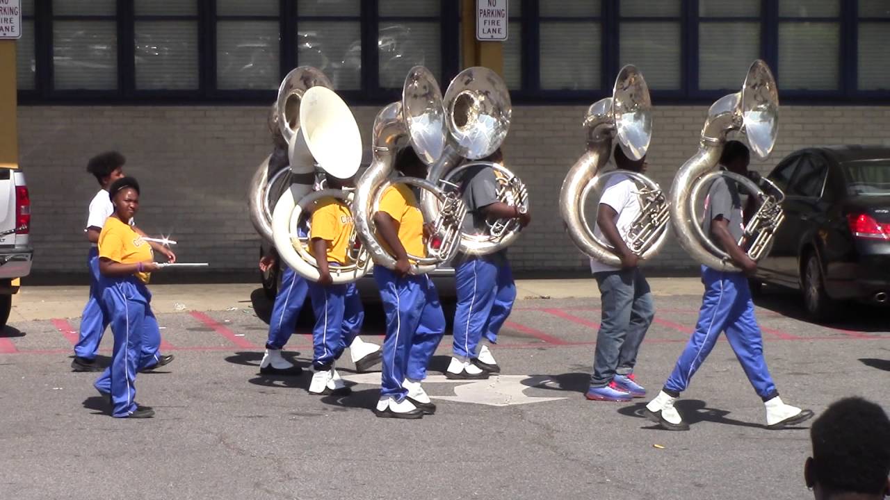 Carroll High School Band Marching out to Parade on Homecoming - 2016 ...