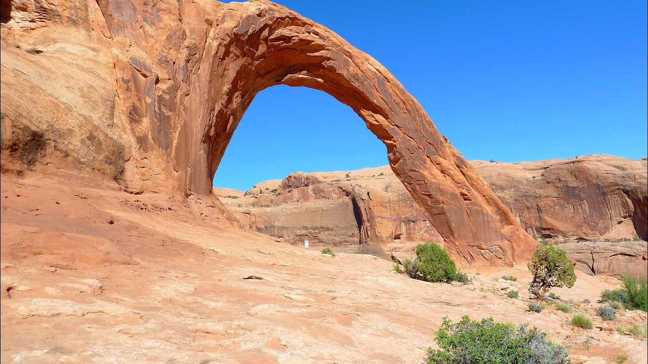 Hiking Tip Moab Corona Arch Bowtie Arch and Pinto Arch Trail Utah USA ...