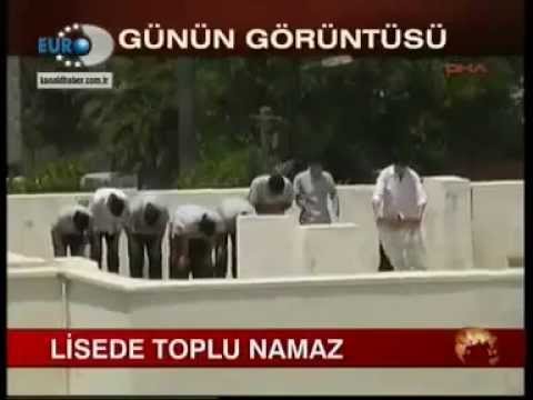fatih terim lisesi çatısında toplu namaz (geleceğin nesli,şükür rabbimize)