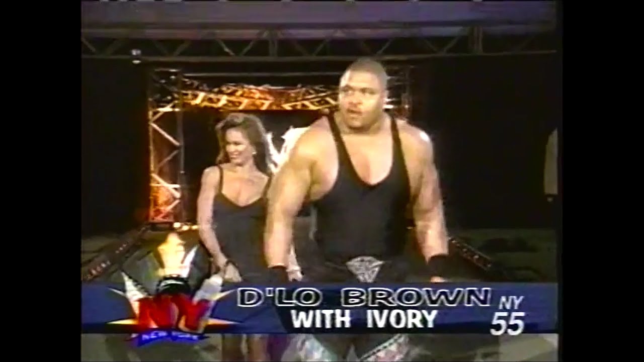 Al Snow vs D'Lo Brown New York March 27th, 1999 - YouTube