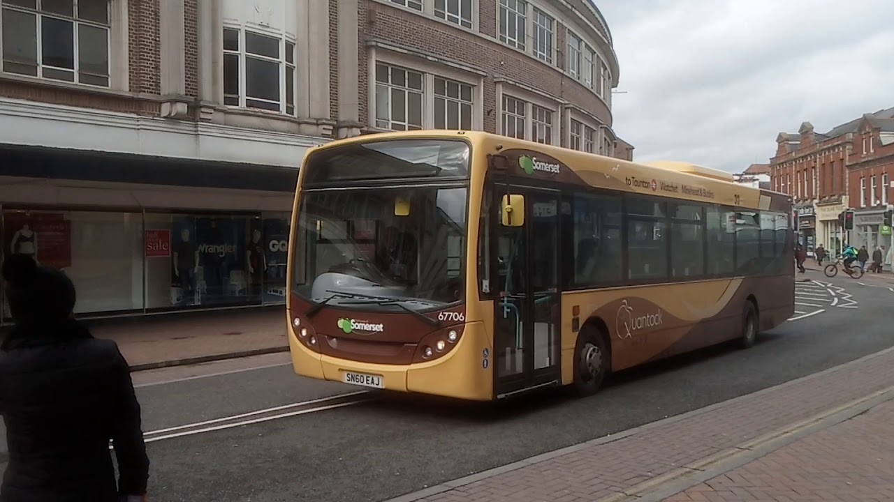 The Minehead bus at Taunton Town centre today - YouTube