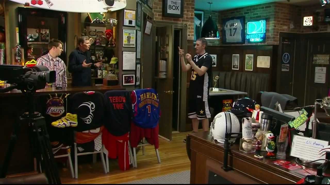 ANDREW "McLOVIN" PERLOFF SPINS BALL INTO OWN FACE, SHATTERS GLASSES ...