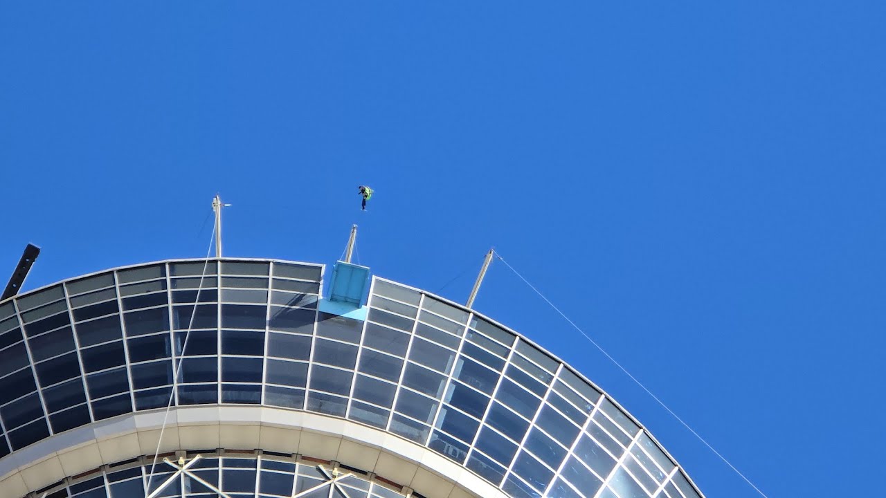Ari Strat Sky Jump Las Vegas - 855ft - YouTube