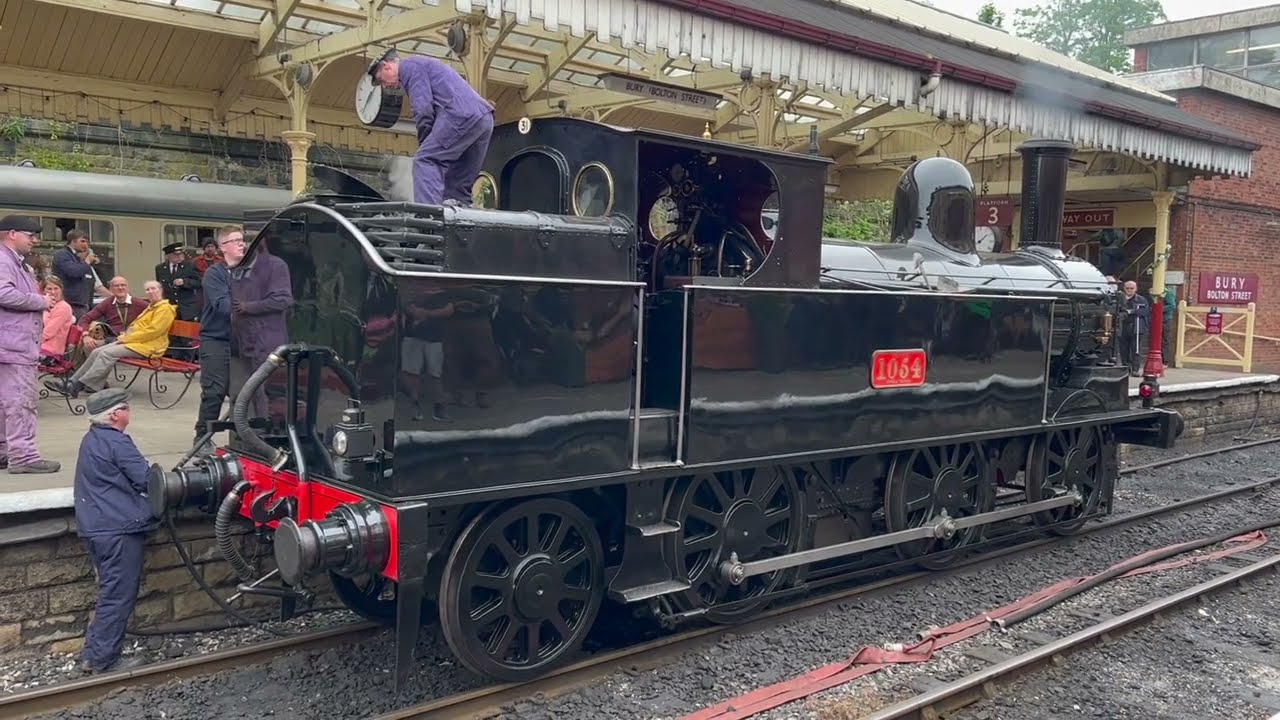 The LNWR Coal Tanks: I Will Survive - YouTube