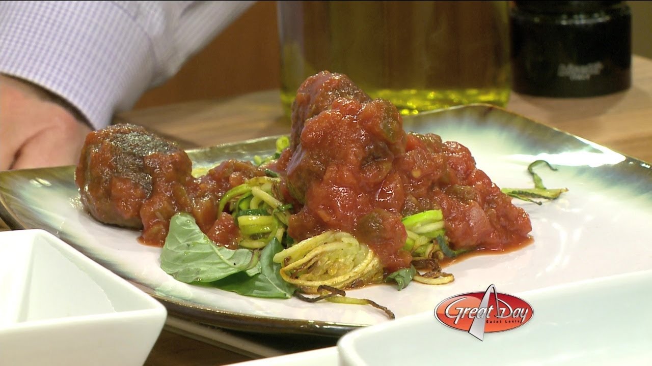 Chef Martin: Meatless Meatballs - YouTube