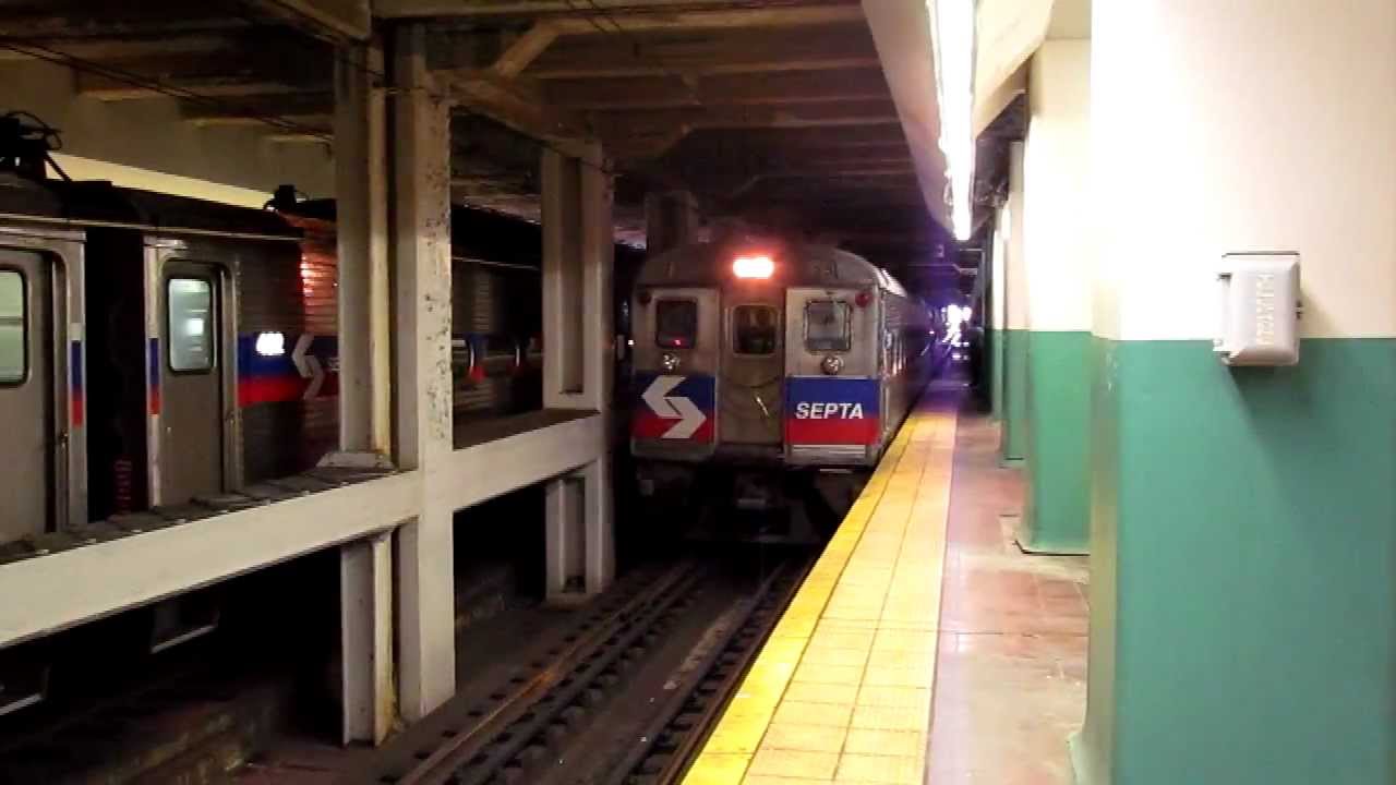 SEPTA Silverliner II / III Last Day Train 1084 Arrives at Suburban ...