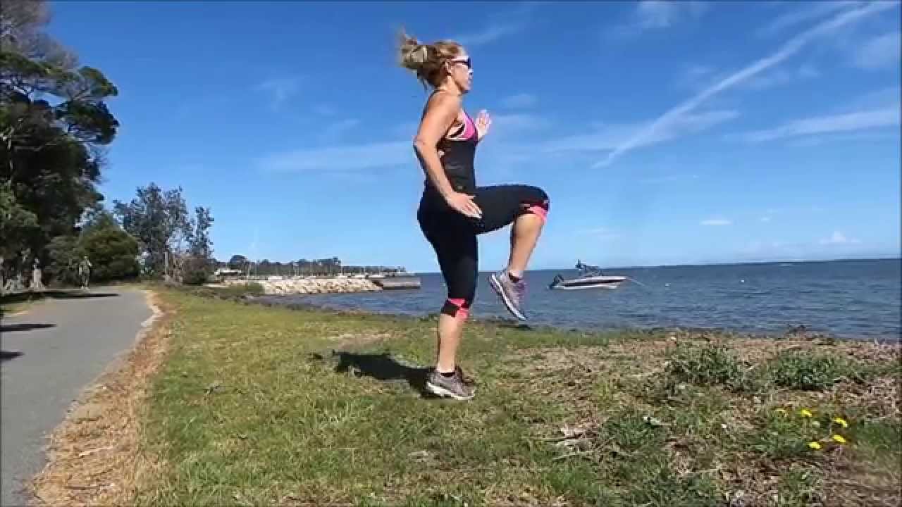 Quick guide on how to perform high knee runs - YouTube