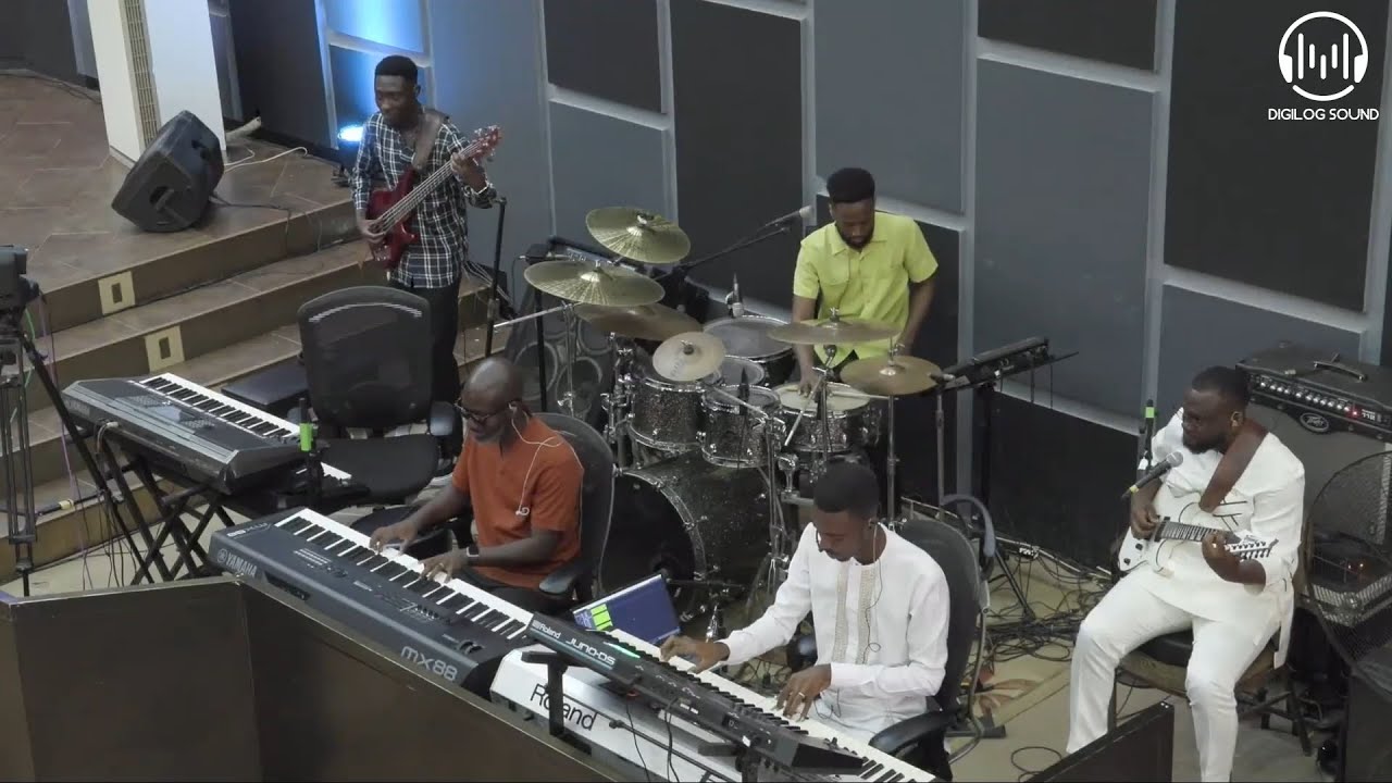 Asalamalekun from SoFT Band || Xmas Tunes - YouTube