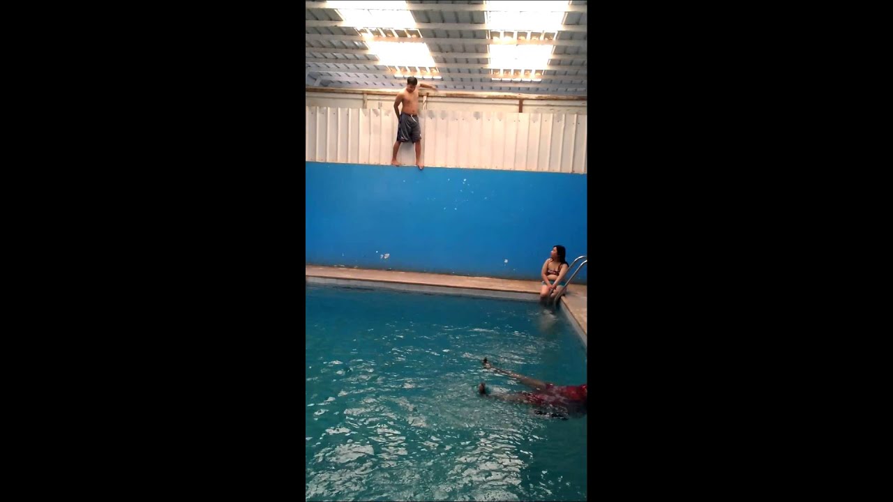When spider man was diving - YouTube