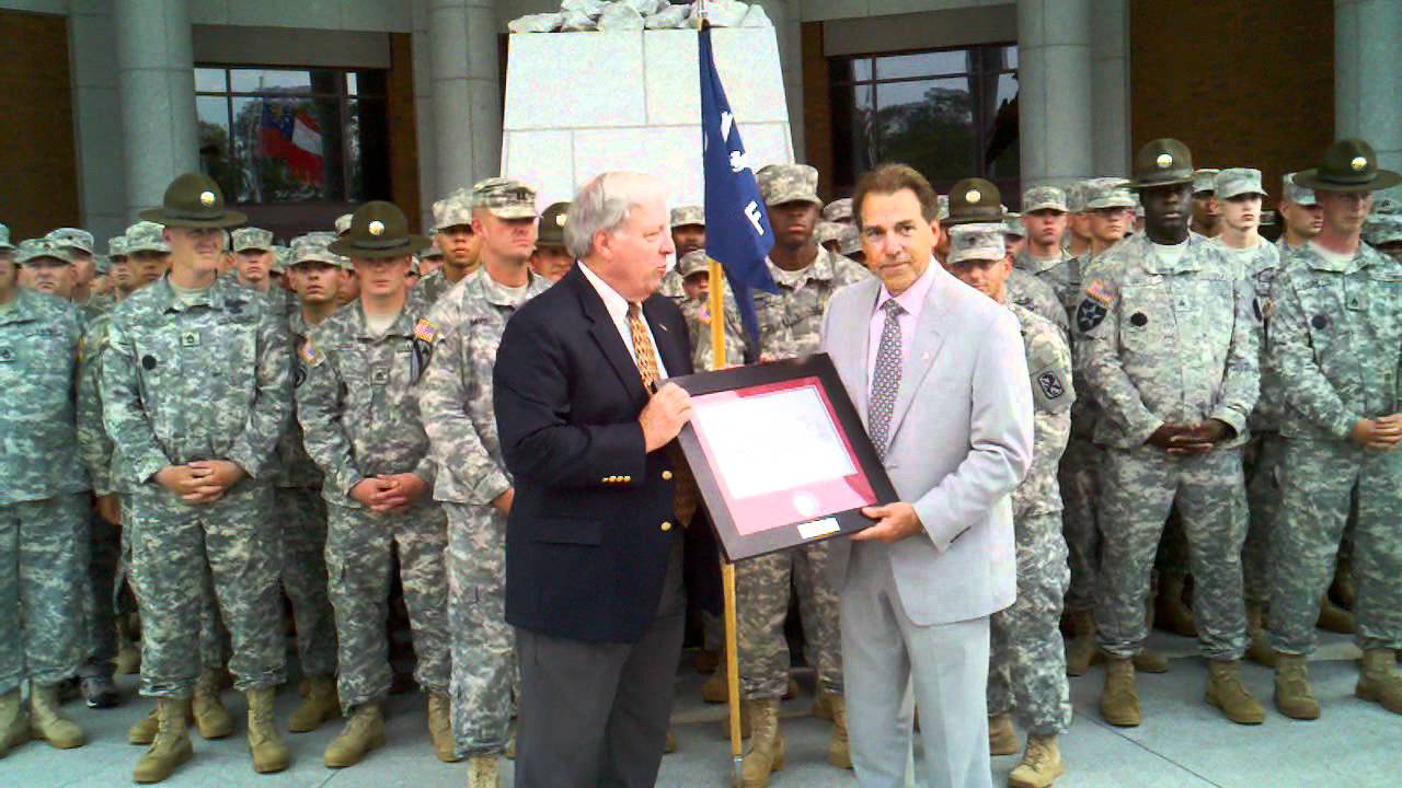 Nick Saban Visits the NIM, speaks to Soldiers - YouTube