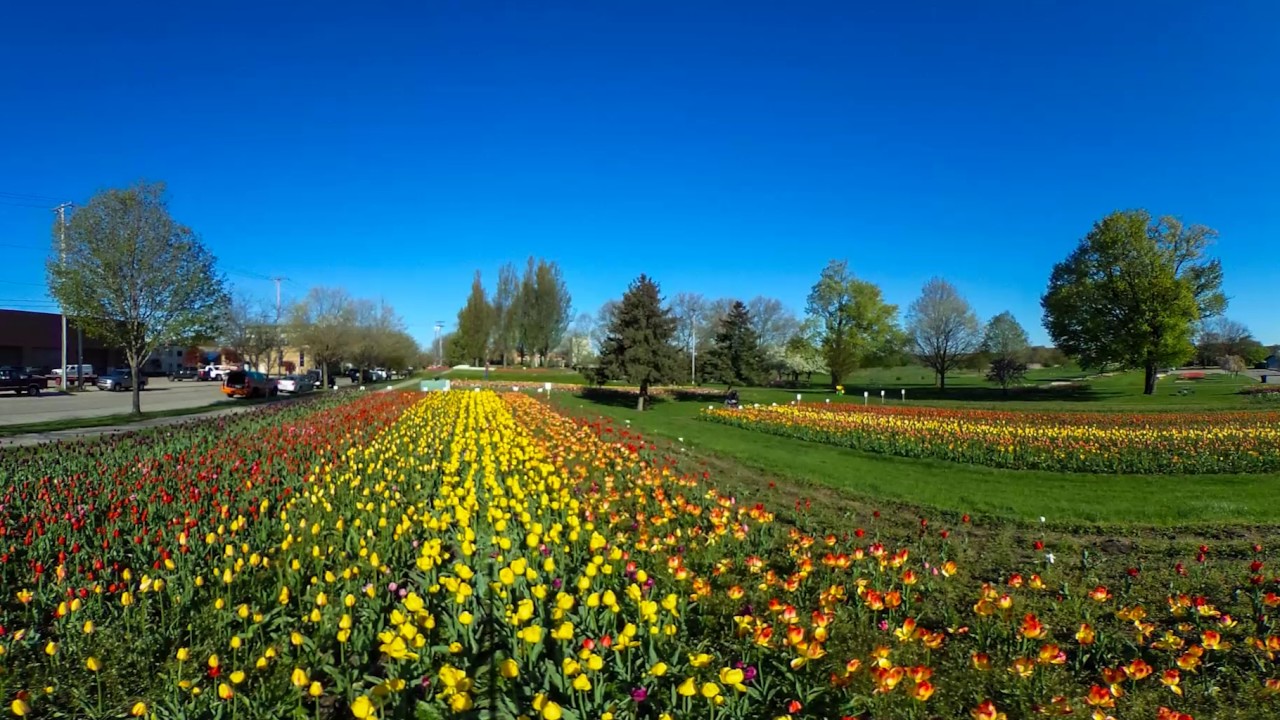 Window on the Waterfront 360 in 4K - YouTube