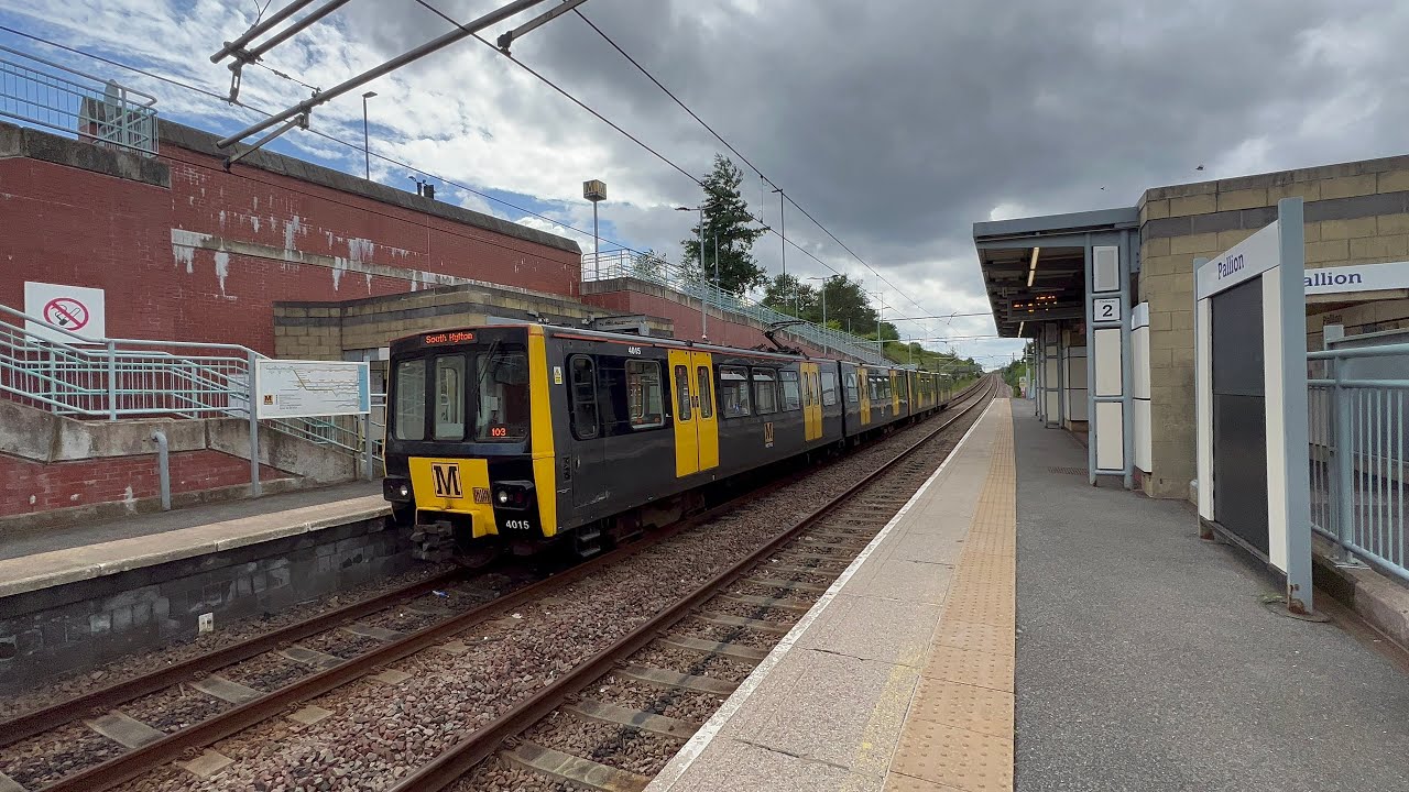 Tyne and Wear Metro Trains at Pallion - YouTube