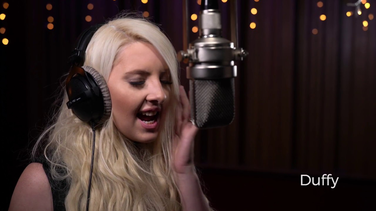 The Girl with many voices Liss Jones - YouTube