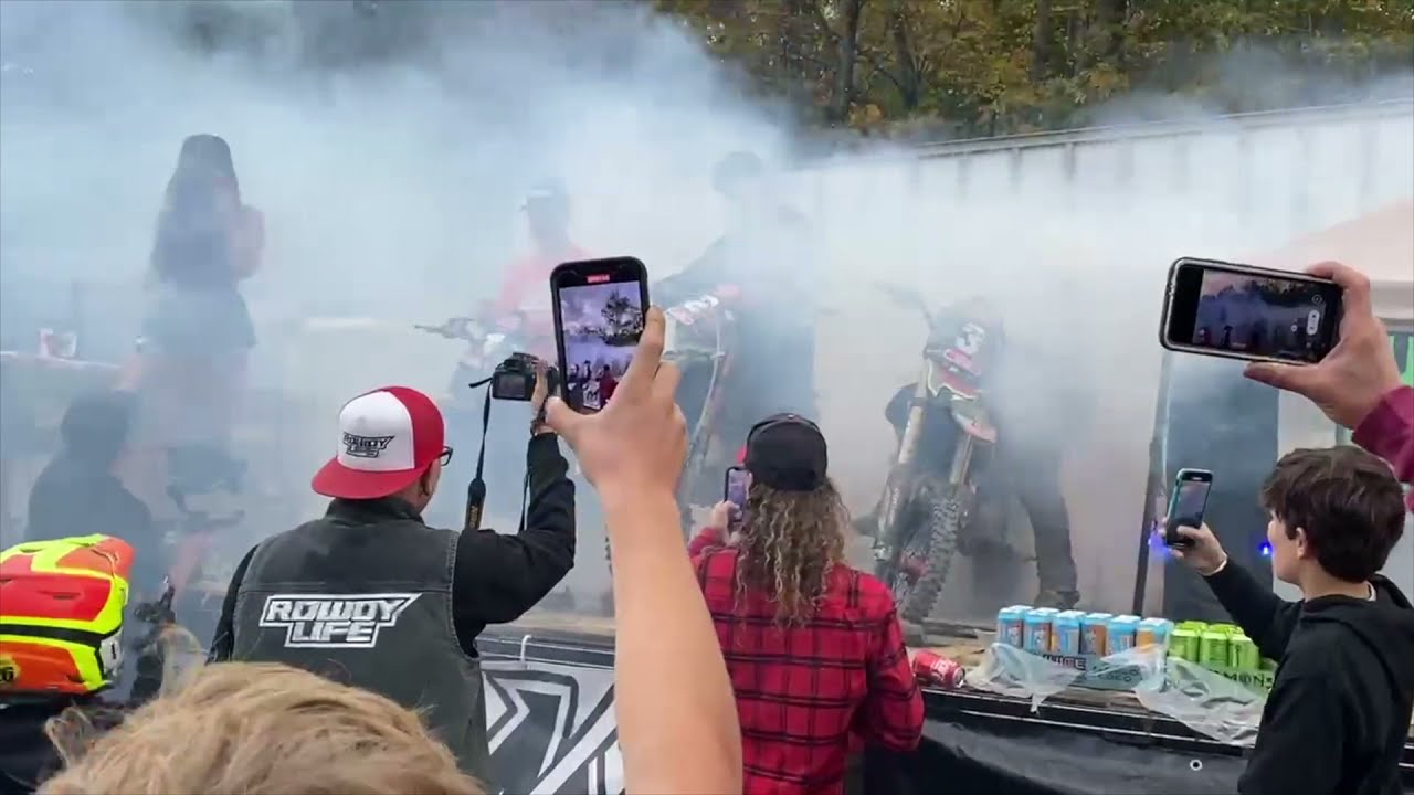 MINI MOTO NATION TOMAHAWK PITBIKE SHOOTOUT - YouTube