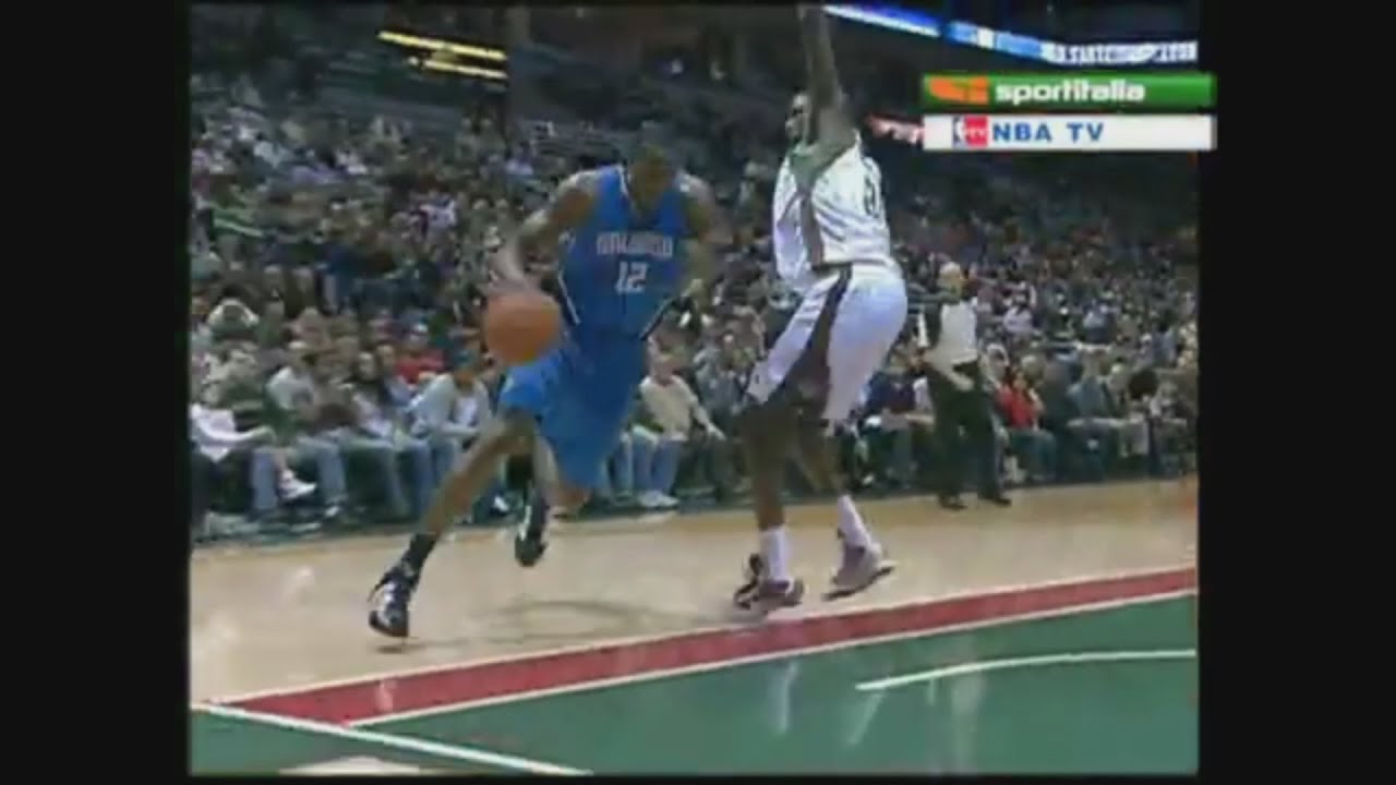Dwight Howard 25 Points 4 Blk @ Bucks, 2009-10. - YouTube
