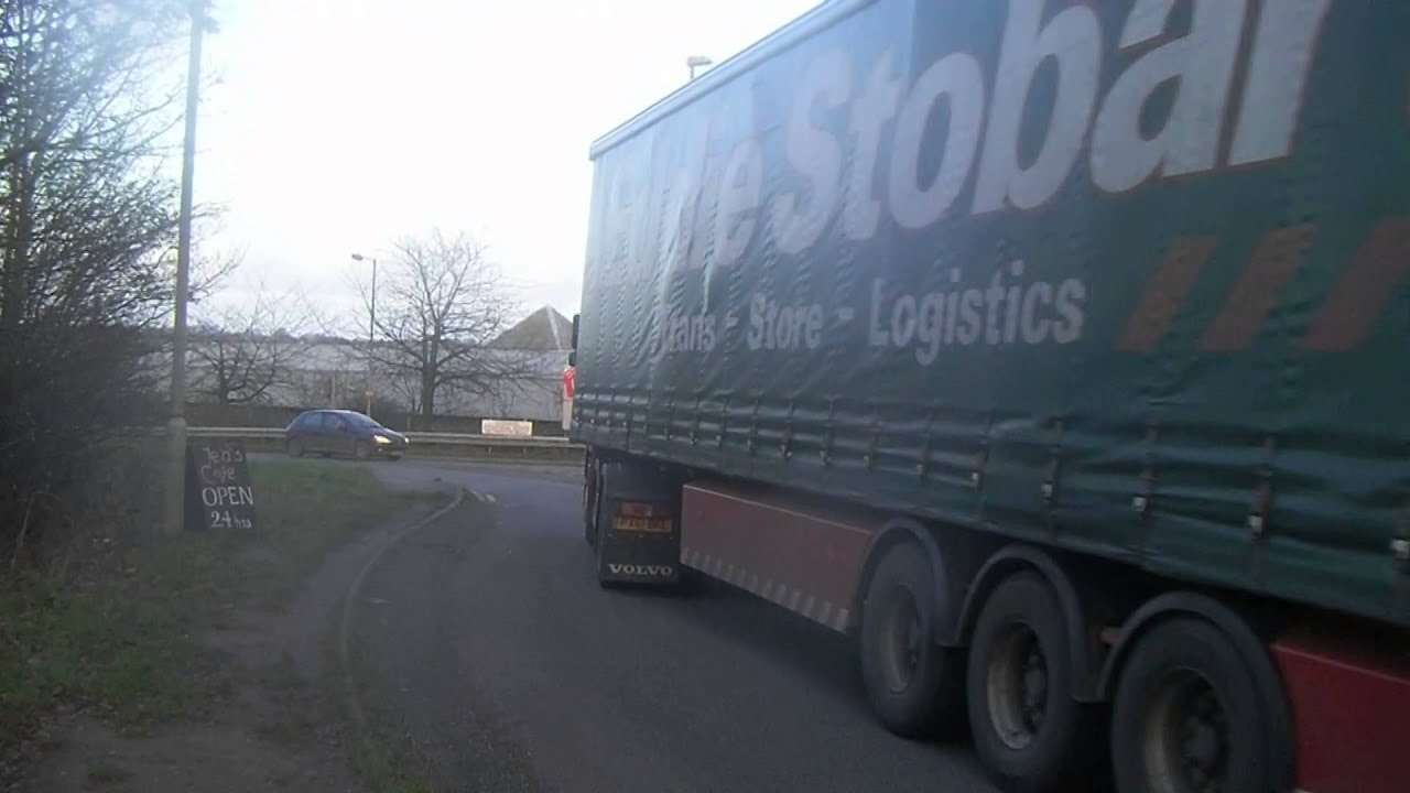 EDDIE STOBART GAIL ELIZABETH ON A40,ROSS ON WYE 100115 - YouTube