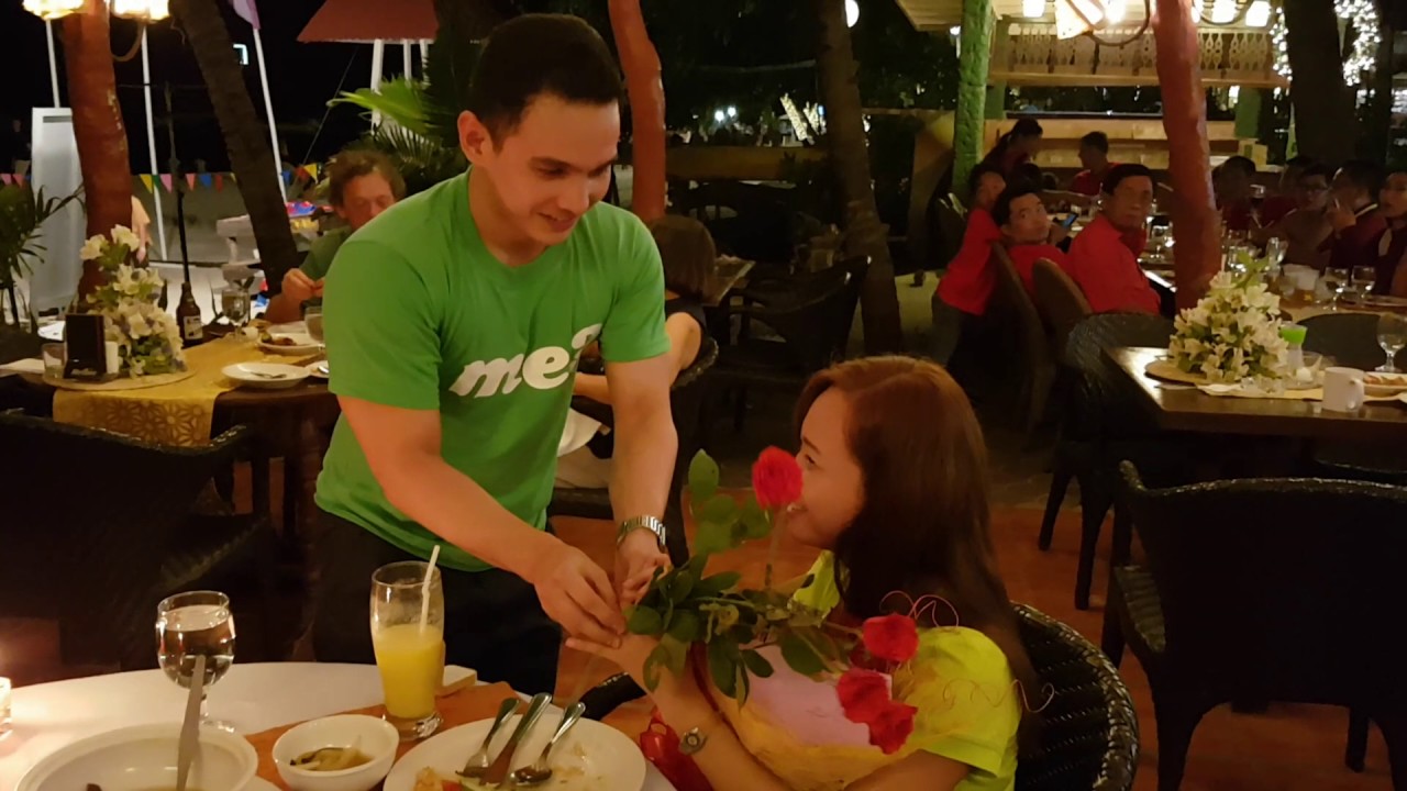 Christmas Eve Proposal YouTube christmas-eve-proposal-youtube