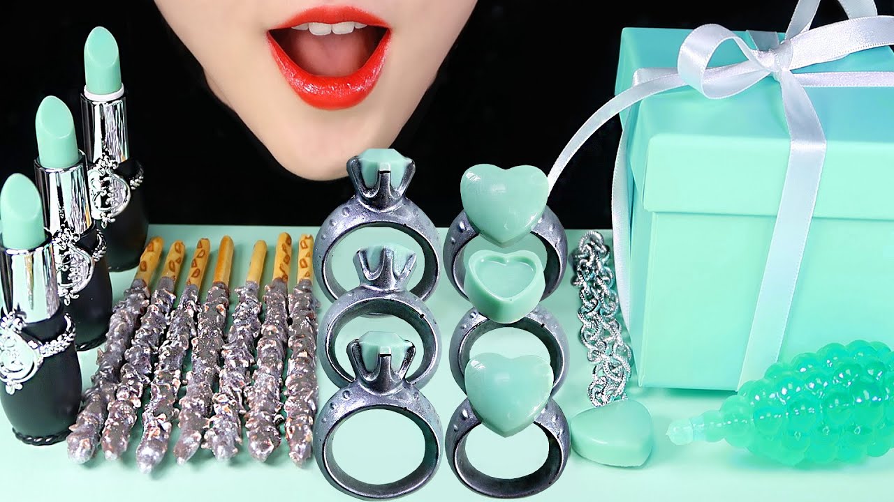 EDIBLE JEWELRY ASMR EDIBLE LIPSTICK ASMR EDIBLE TIFFANY, MINT FOOD ASMR ...