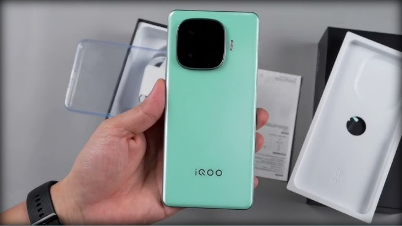 iQOO Z9 Pro First Look | iQOO Z9s Pro All Detail Leaked - YouTube