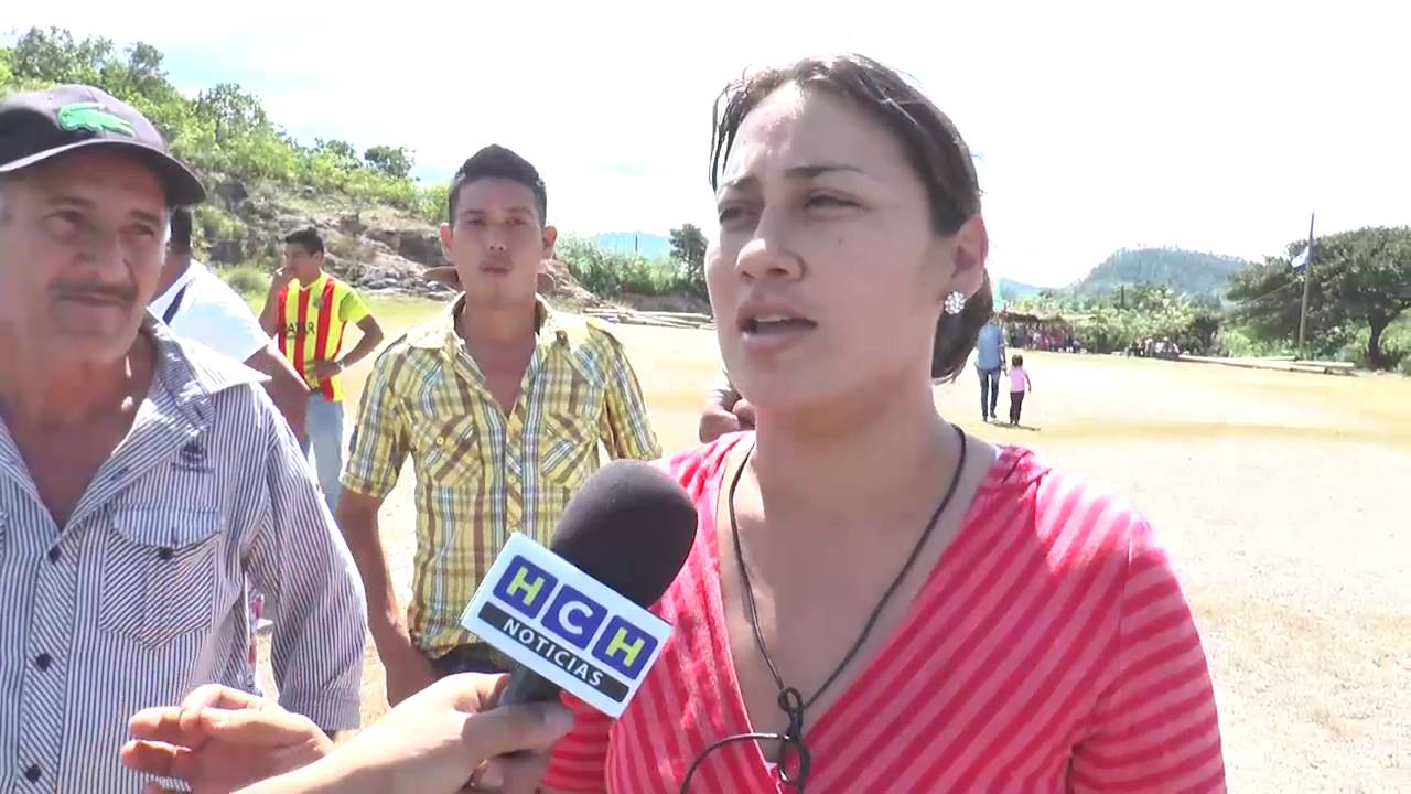 Unos 300 pobladores de Cololaca, Lempira protestan porque su única ...
