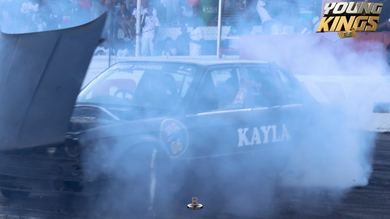 Kayla spinning at Team APS Young Kings 2.0 - YouTube