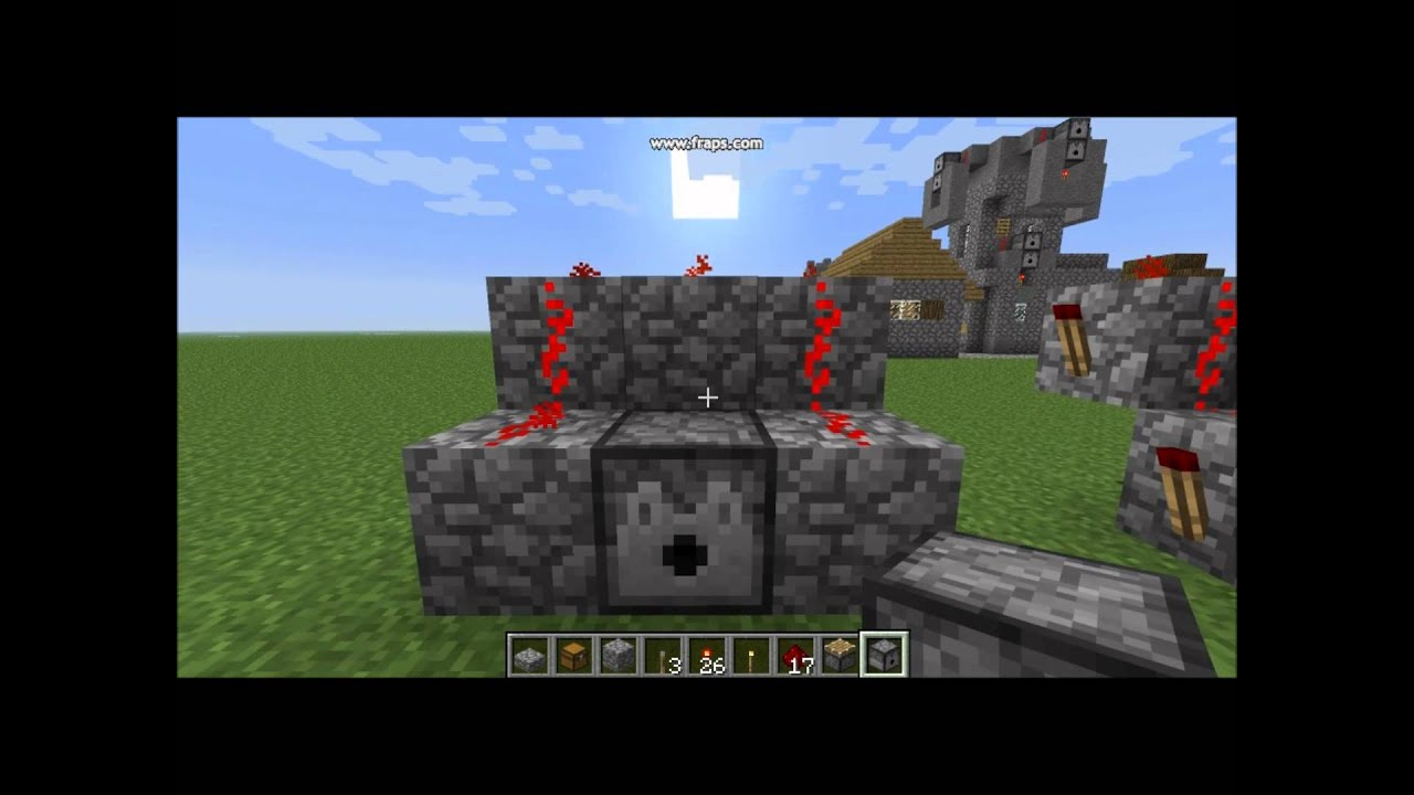 How to make a fully automatic dispencer in Minecraft - YouTube