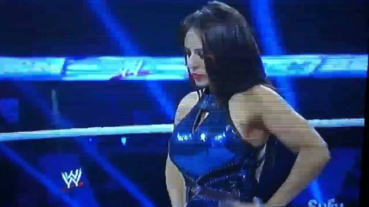 Summer Rae vs Layla Special Guest Referee Fandango - YouTube